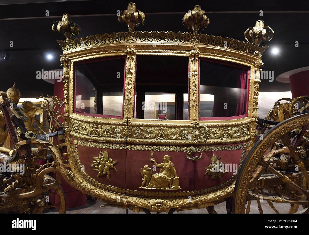 The Grand Gala Berlin of popes Leo XII and Gregory XVI within the ...