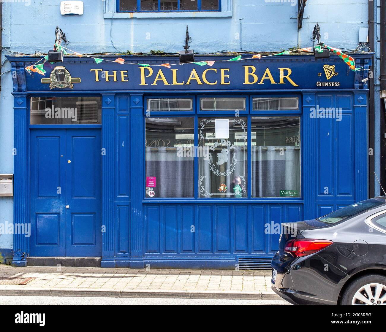 Palace bar historic pub hi-res stock photography and images - Alamy