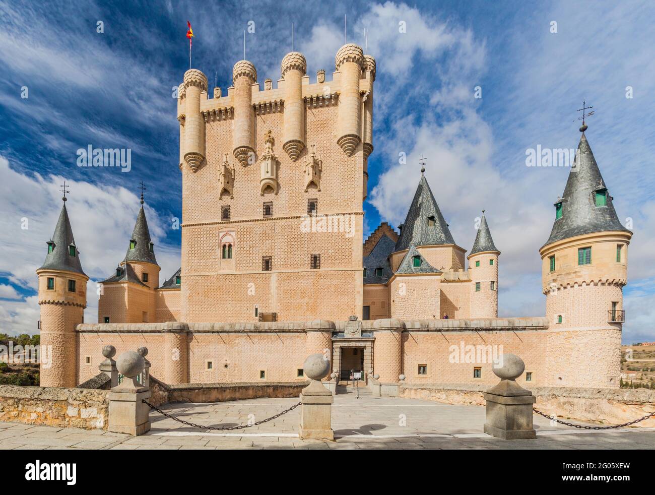 The famous alcazar of segovia hi-res stock photography and images - Alamy