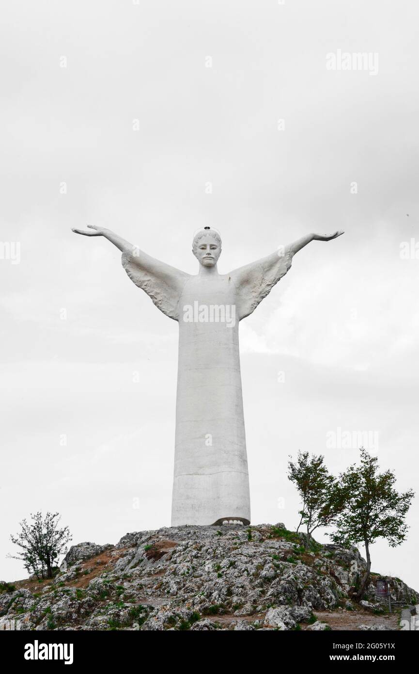 Statua del Cristo Redentore, Christ the Redeemer statue, Mount San ...