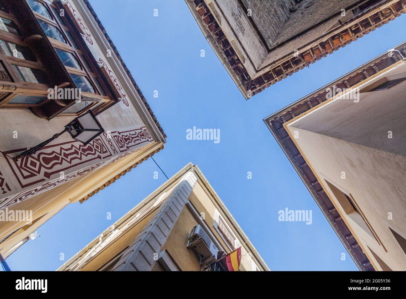Intersection of narrow streets in Toledo, Spain Stock Photo - Alamy