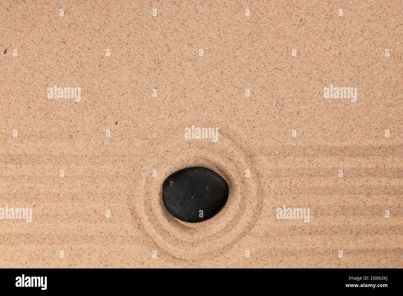 Sand circles hi-res stock photography and images - Alamy