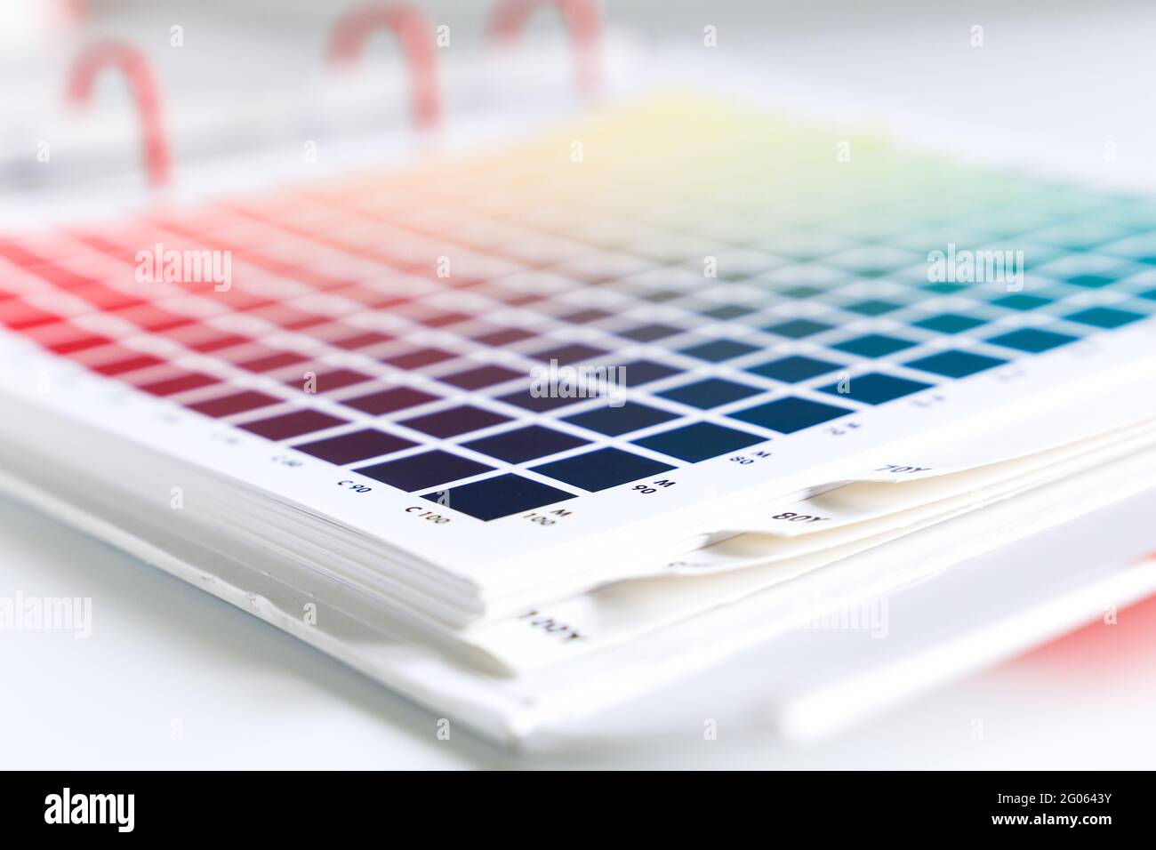 Cmyk colour chart hi-res stock photography and images - Alamy