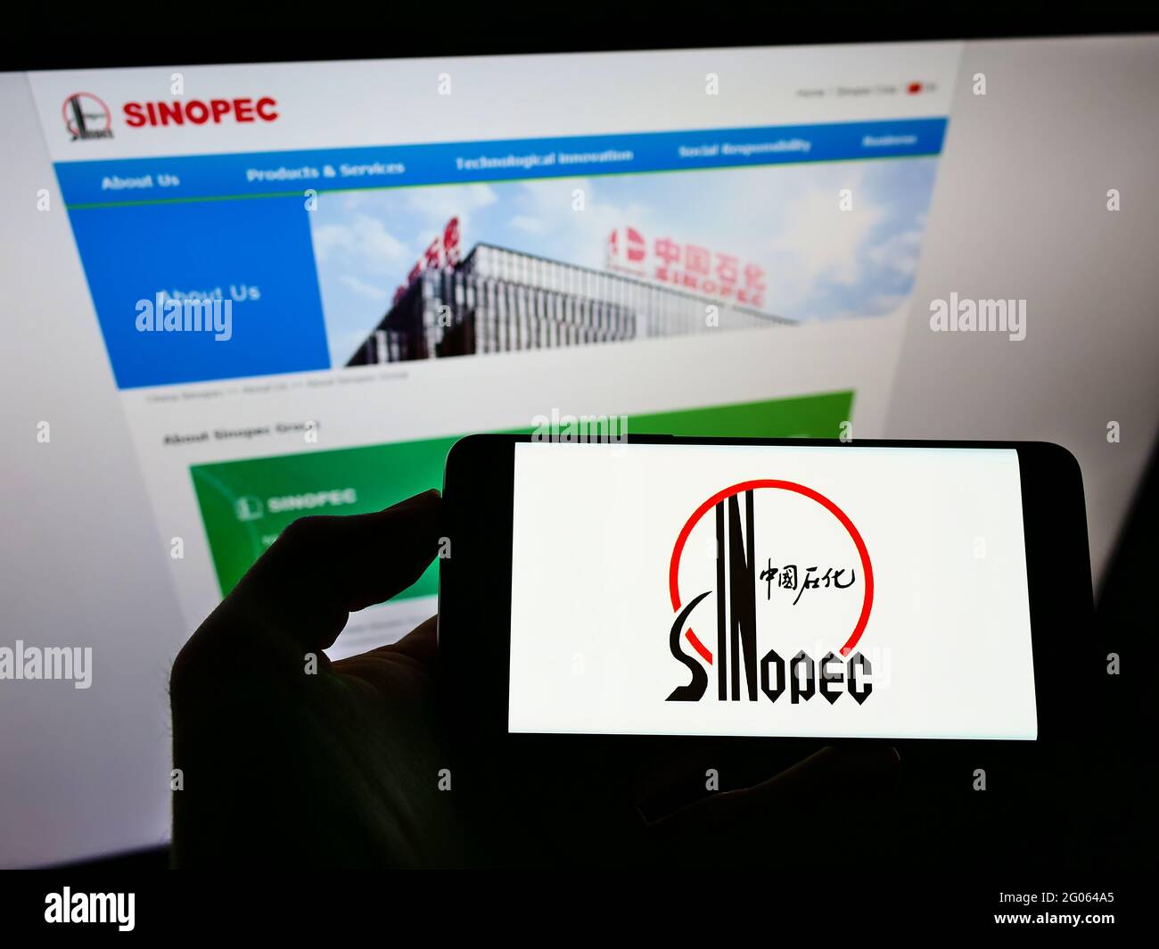 Sinopec logo hi-res stock photography and images - Alamy