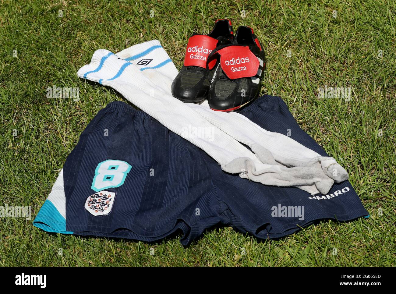 Gazza 96 hi-res stock photography and images - Alamy