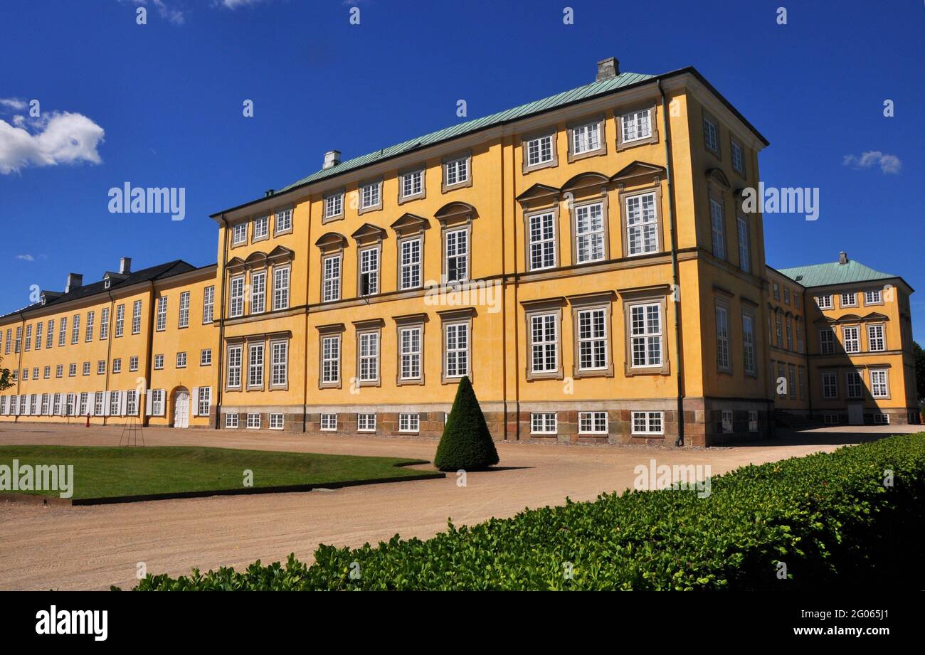 Gardens of Frederiksberg Palace in Copenhagen Stock Photo - Alamy