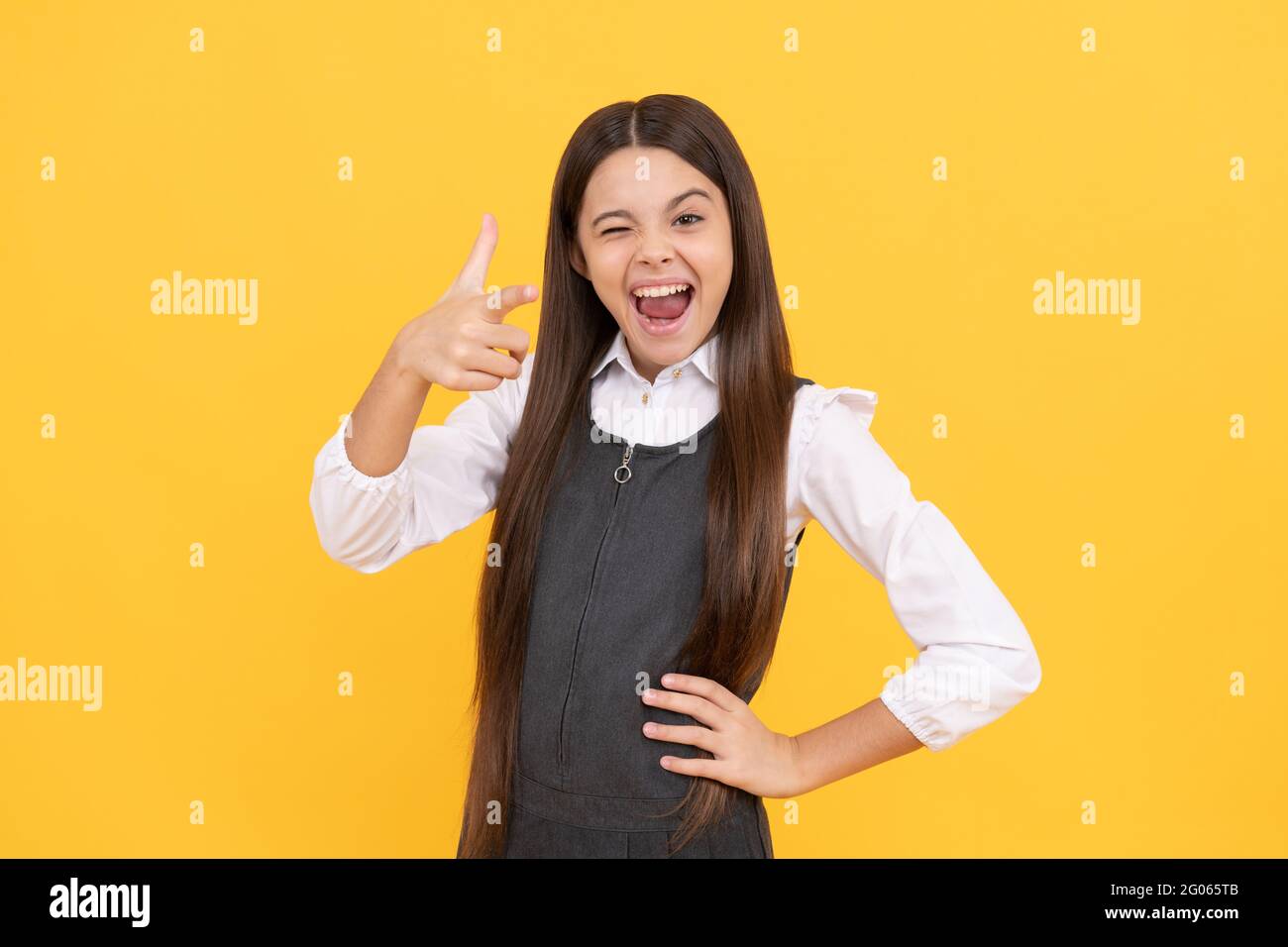 Girl pointing gun hi-res stock photography and images - Alamy
