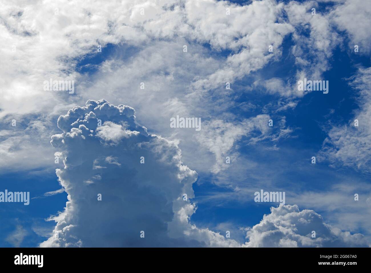Indian cloud sky hi-res stock photography and images - Alamy