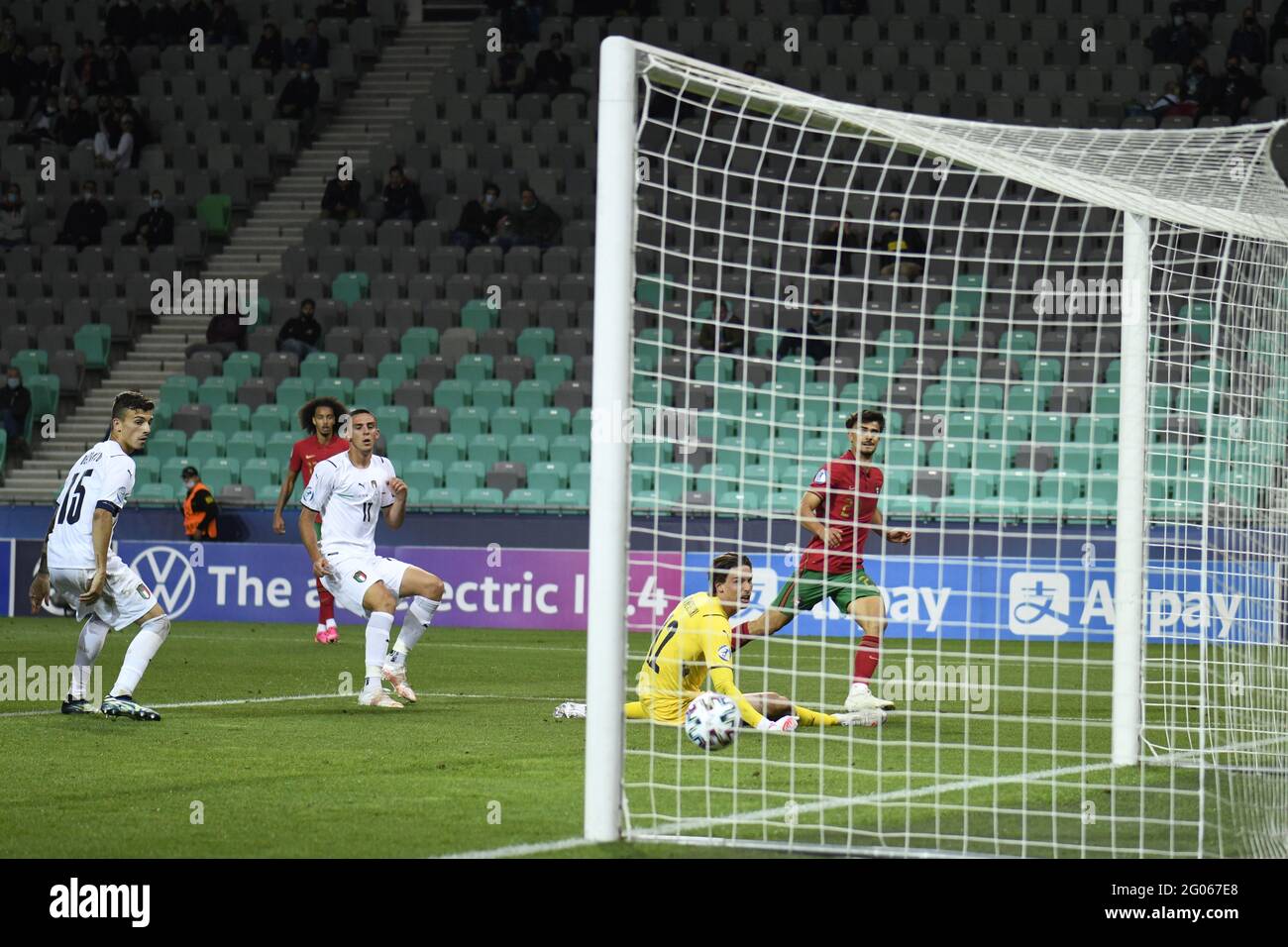 Filipe jota portugal hi-res stock photography and images - Alamy