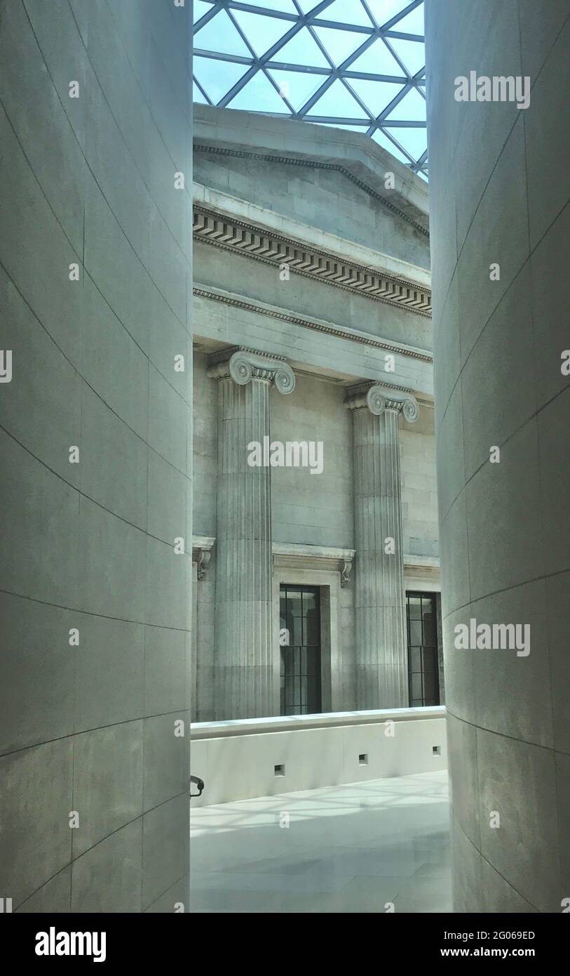 Ionic columns british museum london hi-res stock photography and images ...