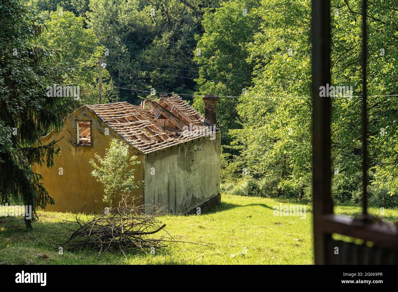 Rotting equipment hi-res stock photography and images - Alamy