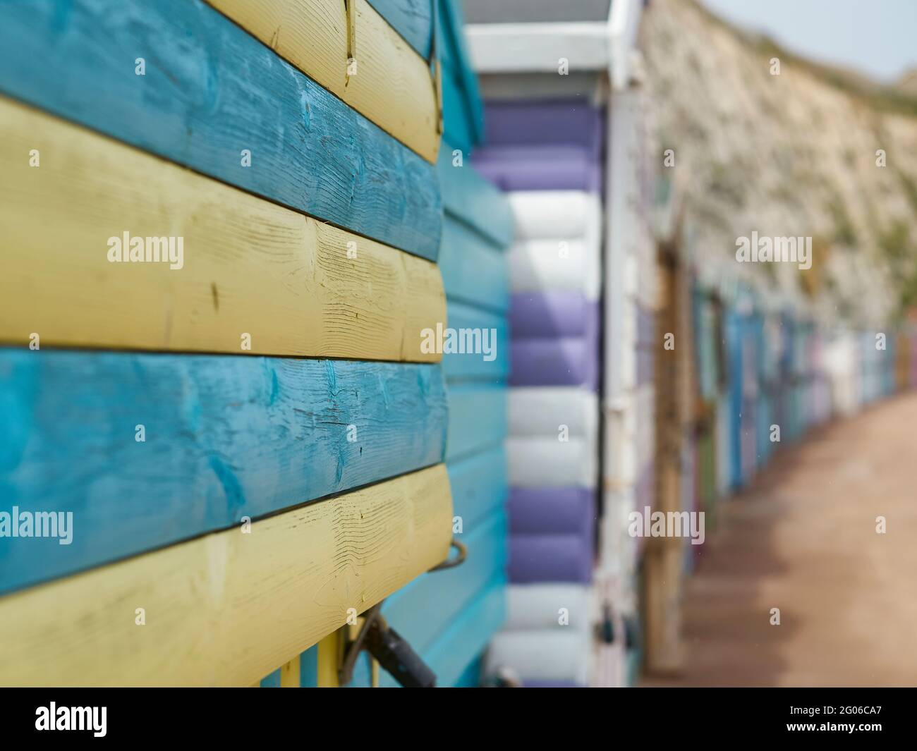 Empty huts hi-res stock photography and images - Alamy