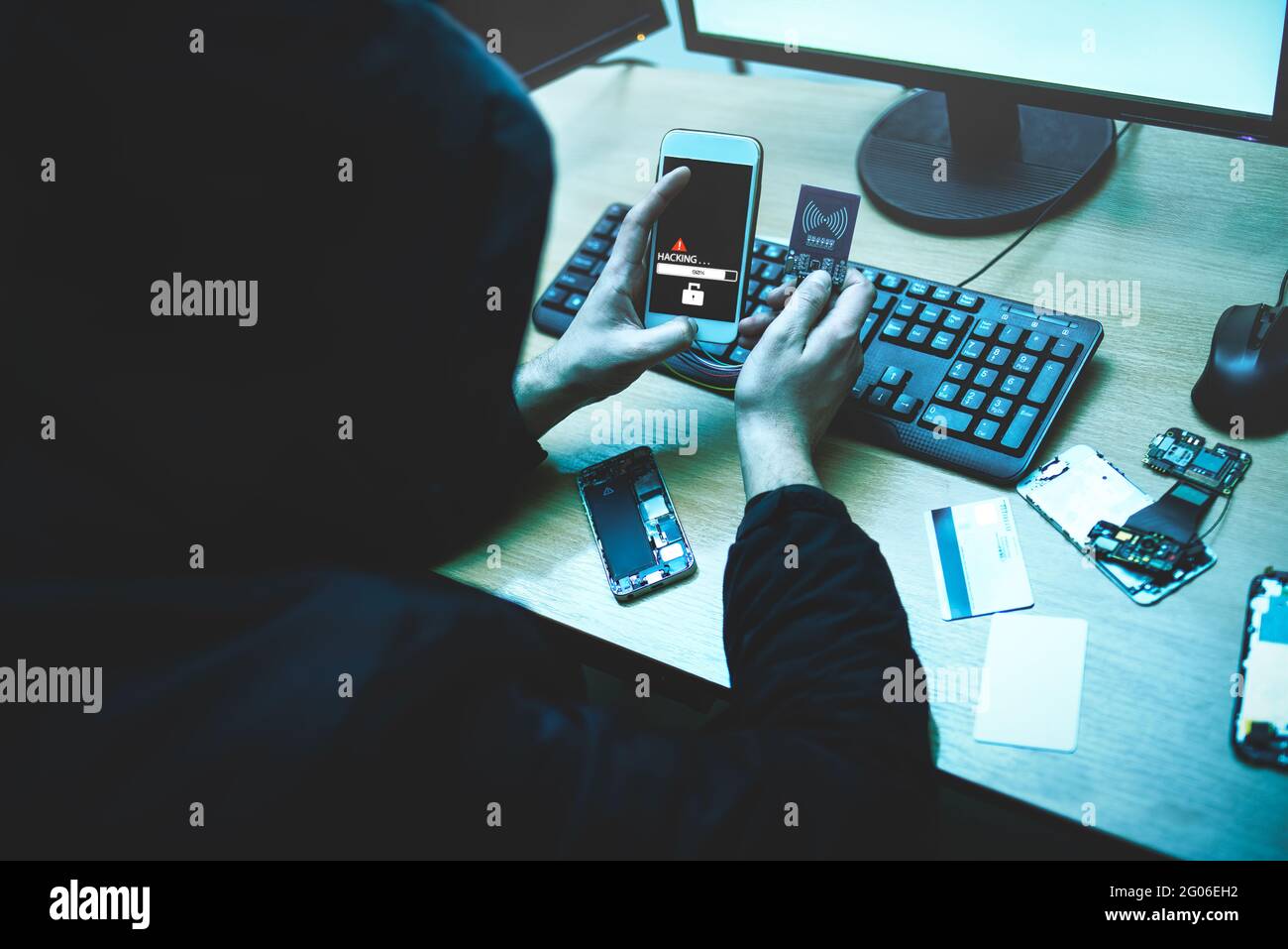 Hacking device hi-res stock photography and images - Alamy
