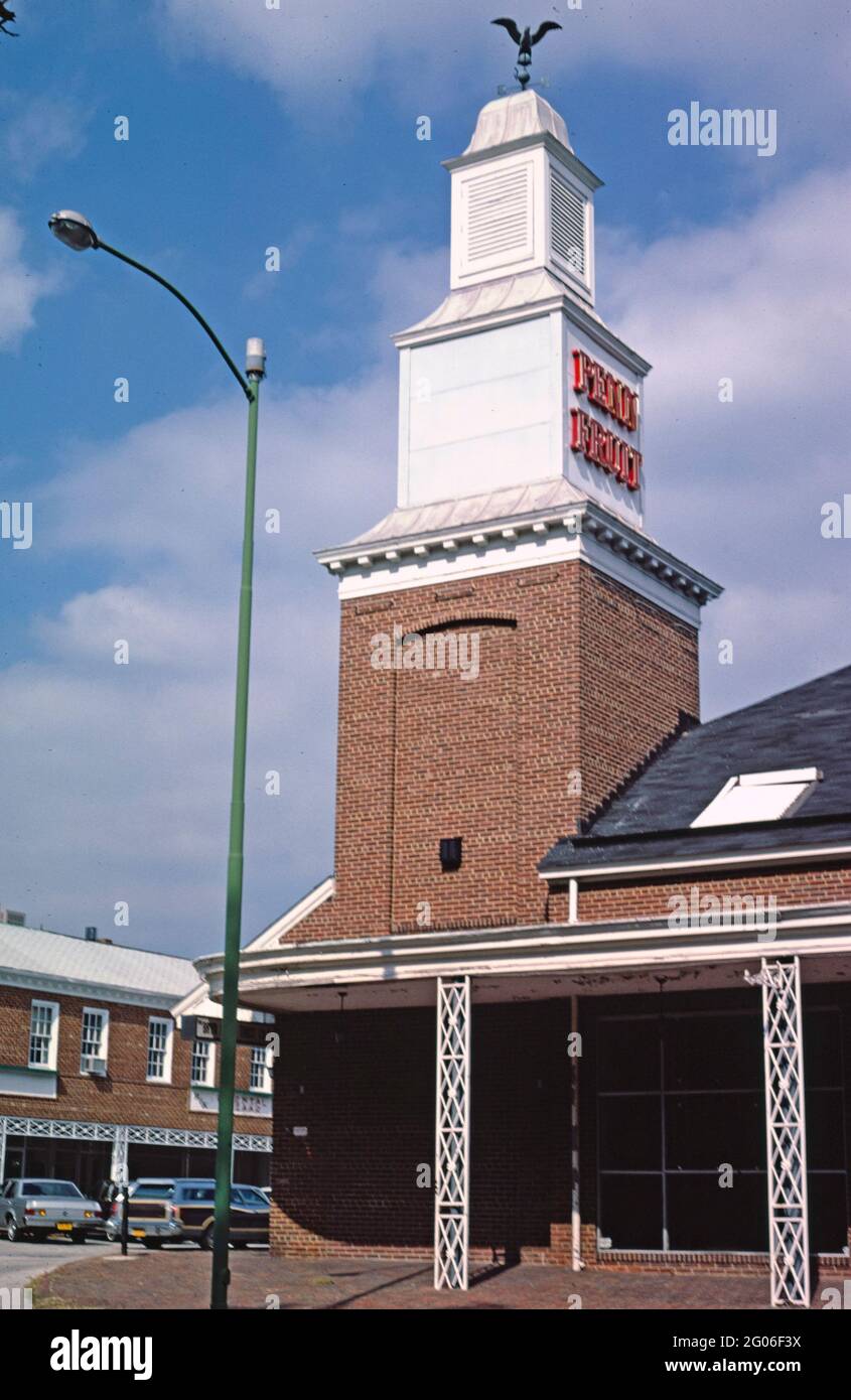 1970s America - Penn Fruit Super Market, Haverford, Pennsylvania 1977 ...