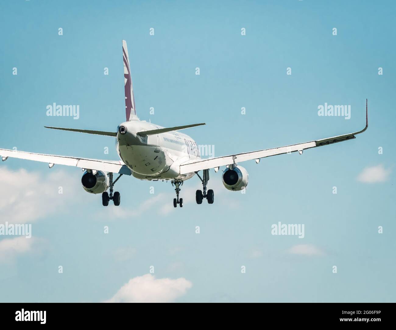 Otopeni, Romania - 05.08.2021: Qatar Airways Airbus A320-232 (A7-AHT ...