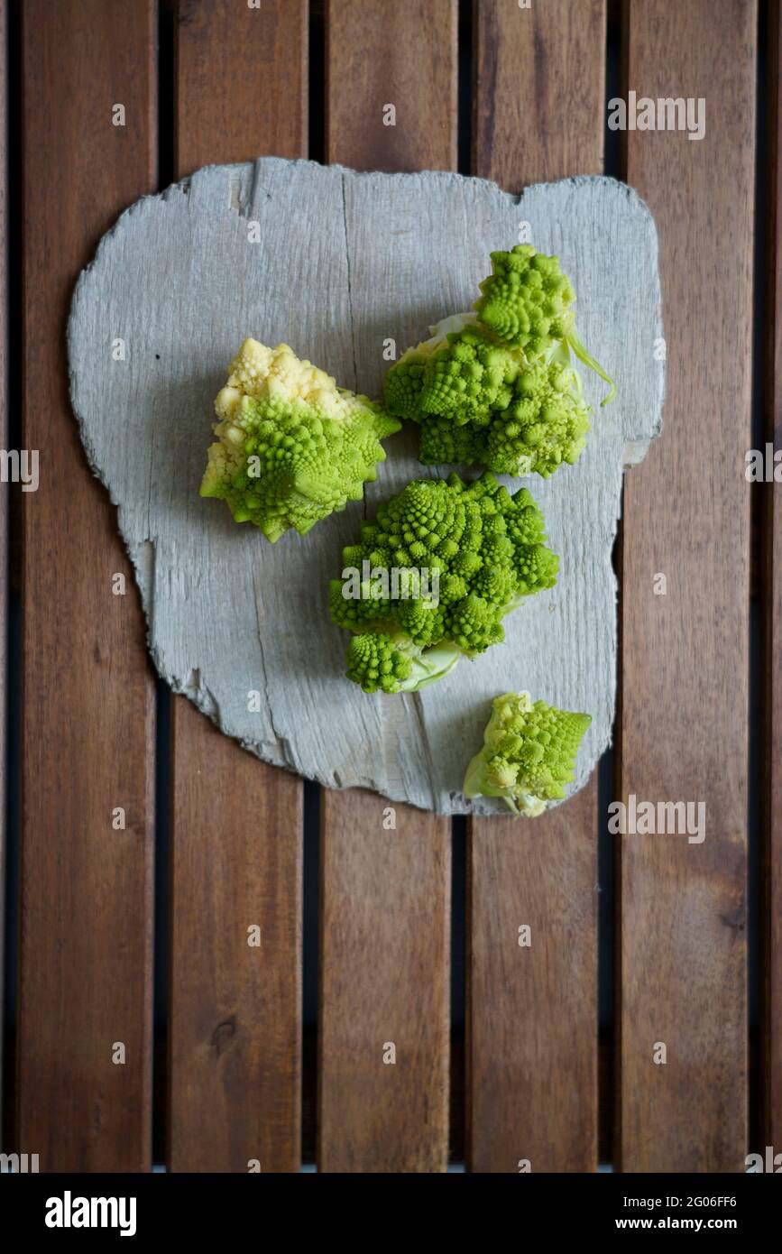 Romanesco dish hi-res stock photography and images - Alamy
