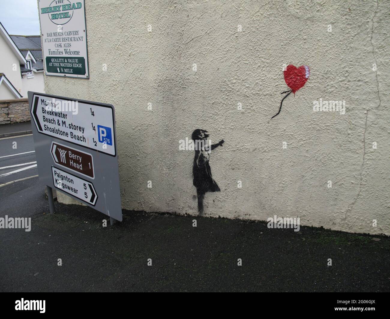Banksy Girl with Red Balloon Stock Photo - Alamy