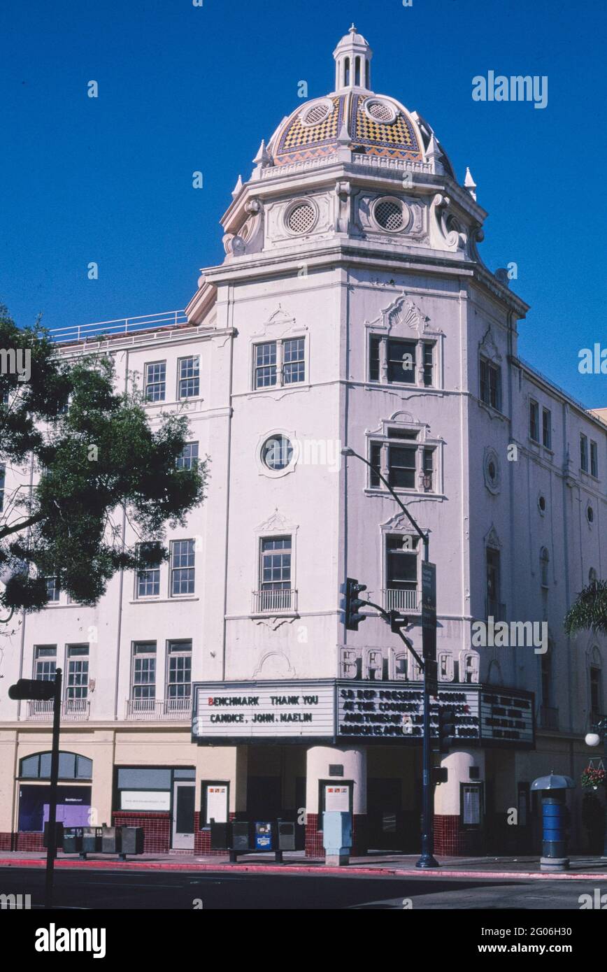 2000s movie theaters hi-res stock photography and images - Alamy
