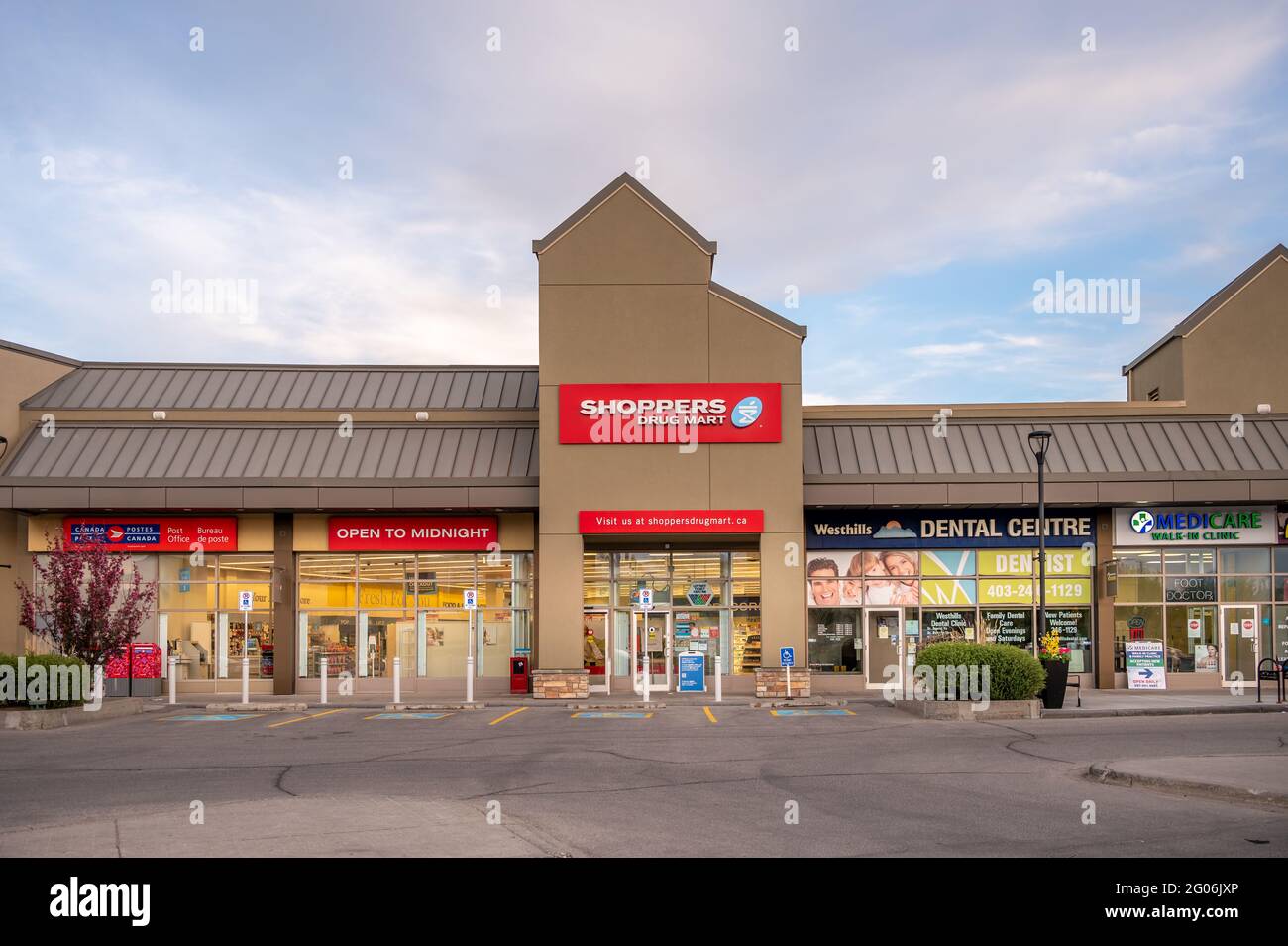 Shoppers drug mart hi-res stock photography and images - Alamy