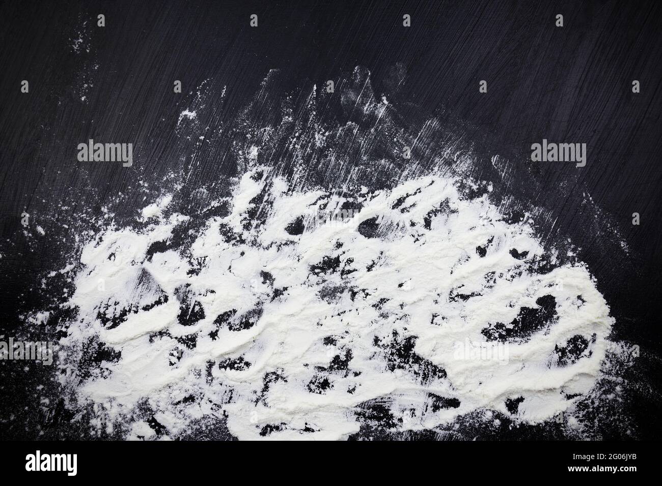 Black chalk powder hi-res stock photography and images - Alamy