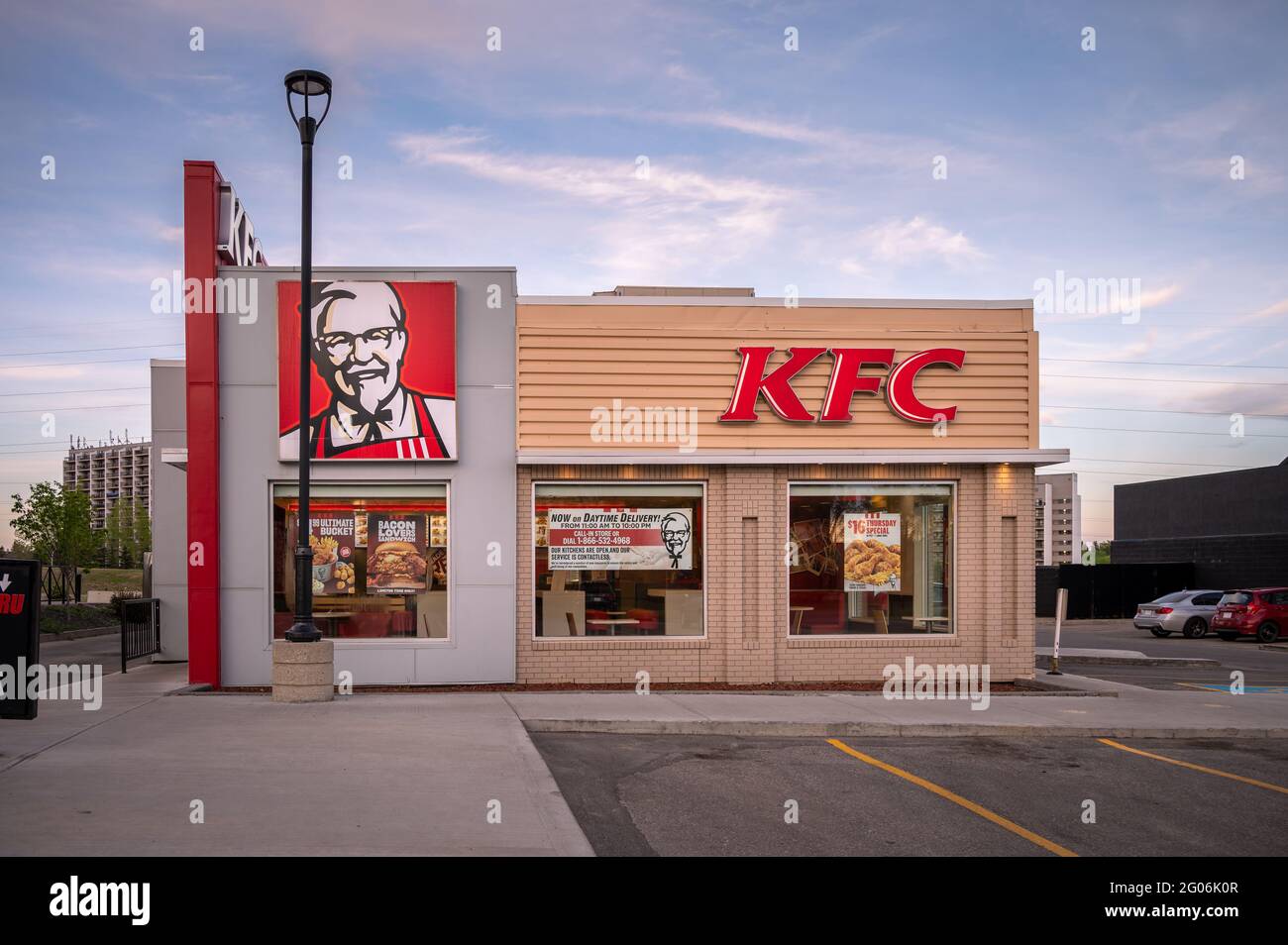Kfc storefront hi-res stock photography and images - Alamy