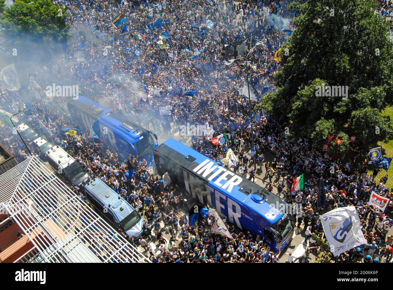 F c inter hi-res stock photography and images - Alamy