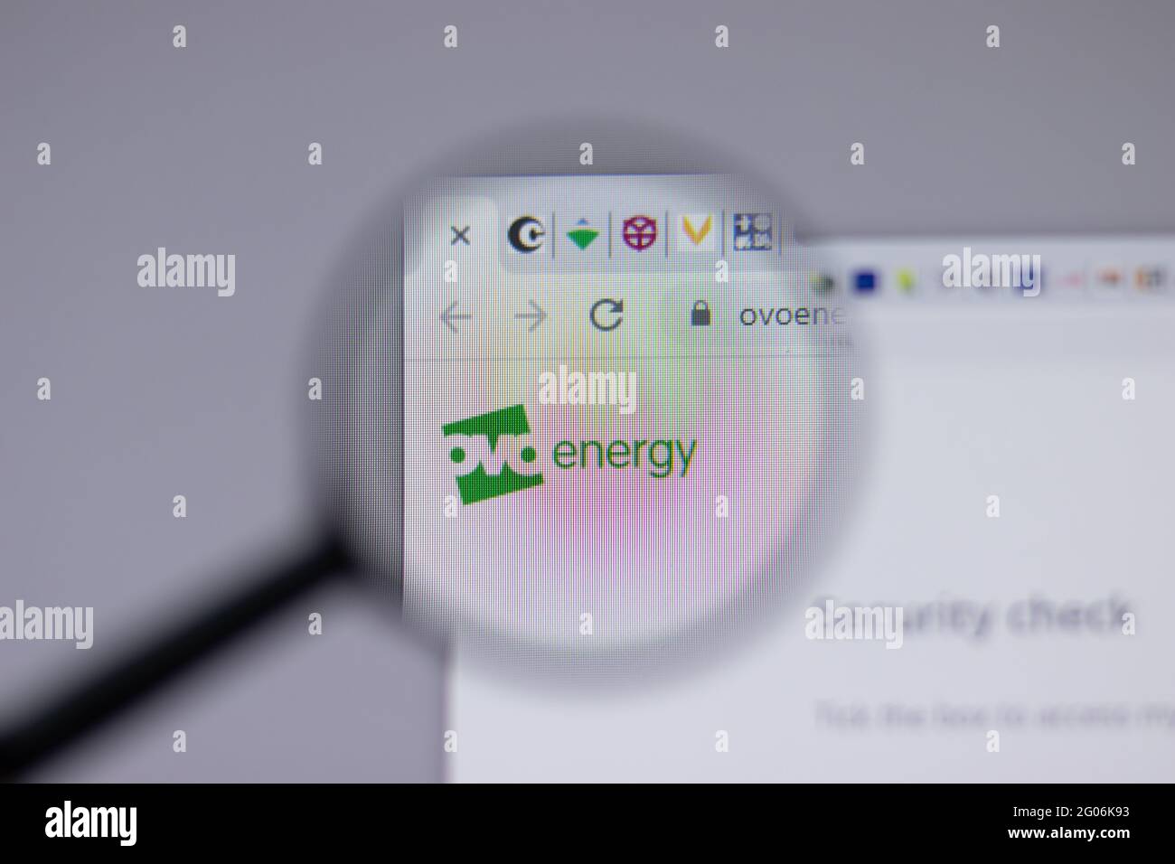 Los Angeles, California, USA - 1 June 2021: Ovo Energy logo or icon on ...