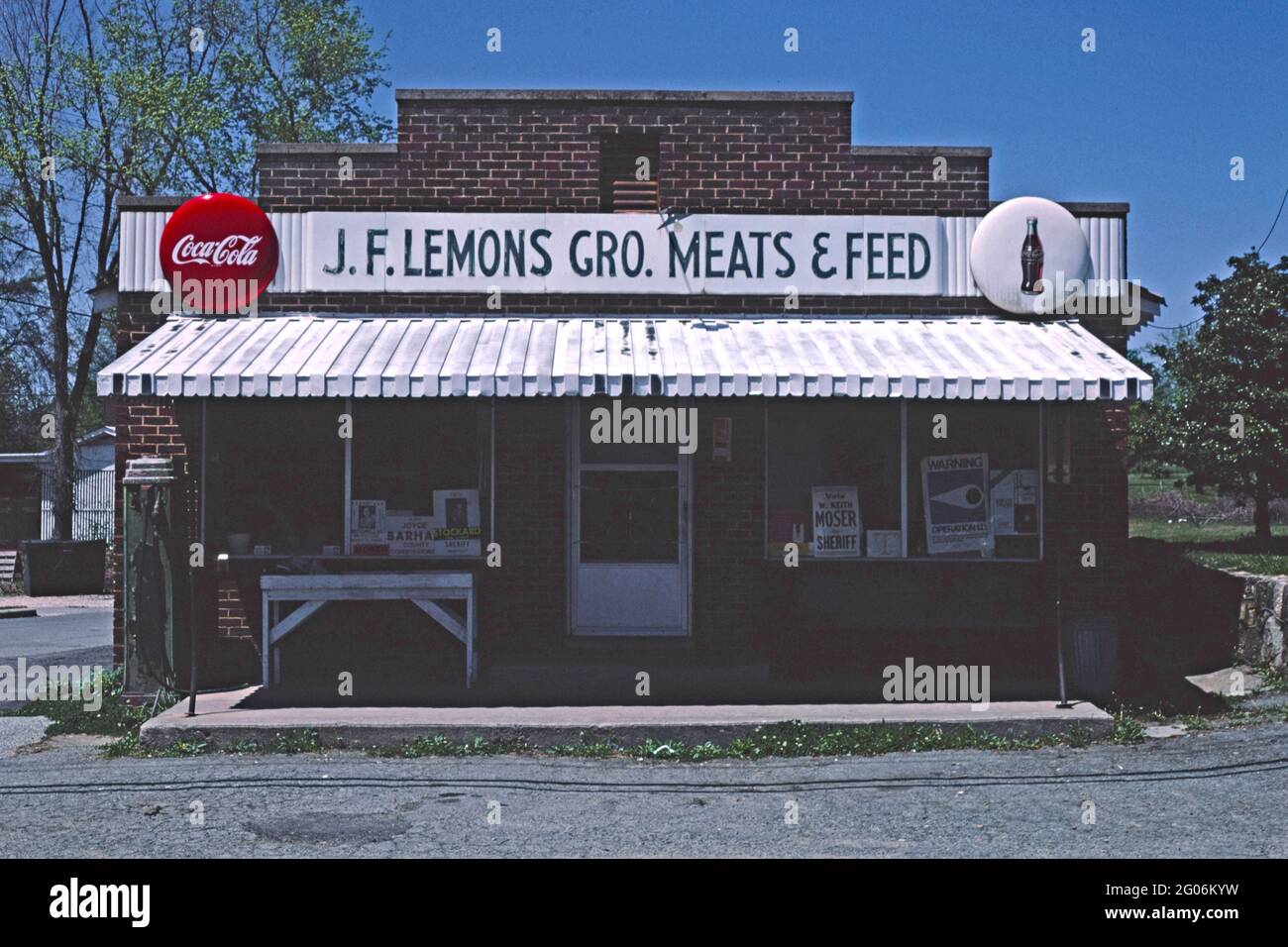 1980s grocery stores hi-res stock photography and images - Alamy