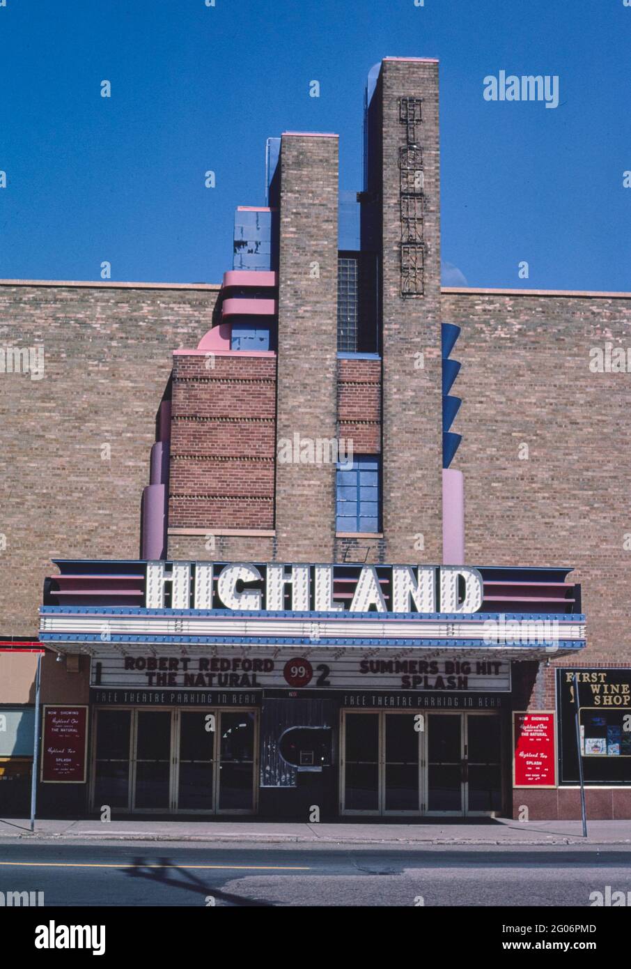 1980s America - Highland Theater, St Paul, Minnesota 1984 Stock Photo ...