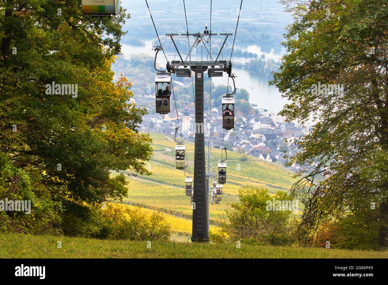 Niederwald monument cable car hi-res stock photography and images - Alamy