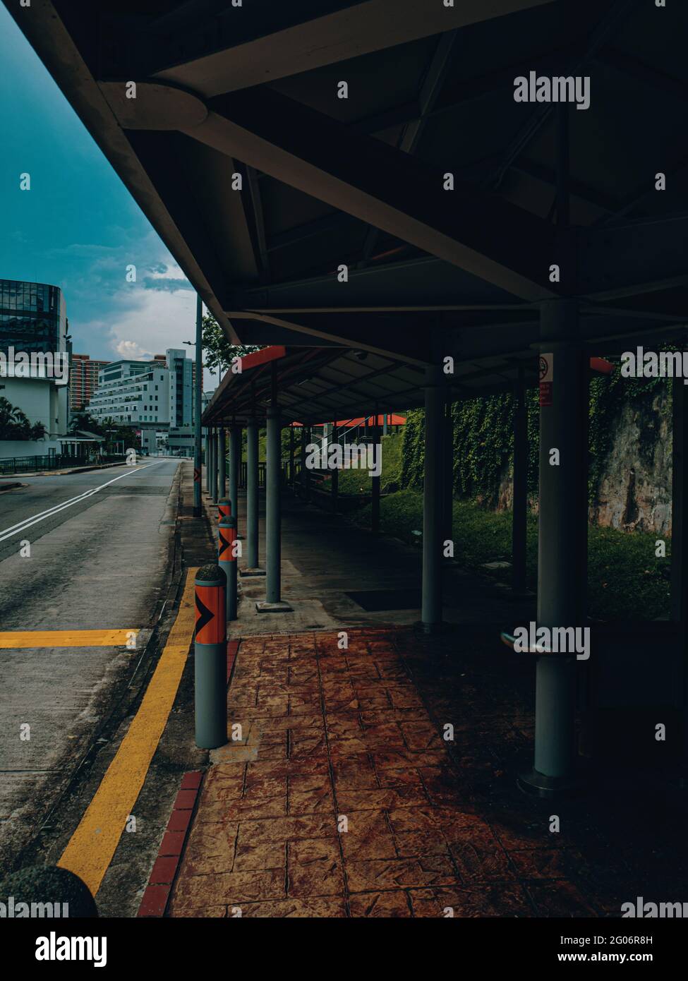 Sg bus hi-res stock photography and images - Alamy