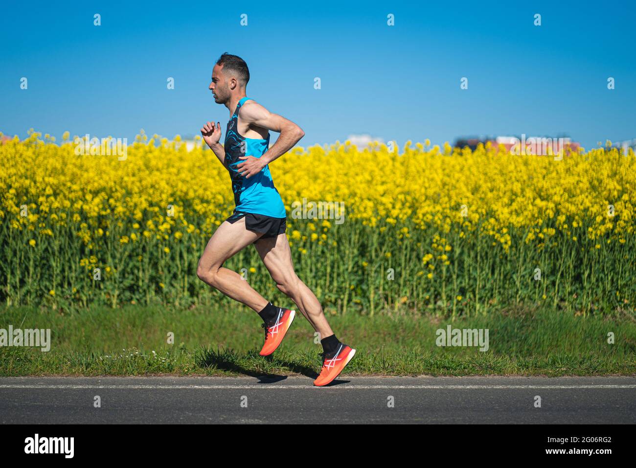 Runner running through his city, healthy and healthy lifestyle Stock ...