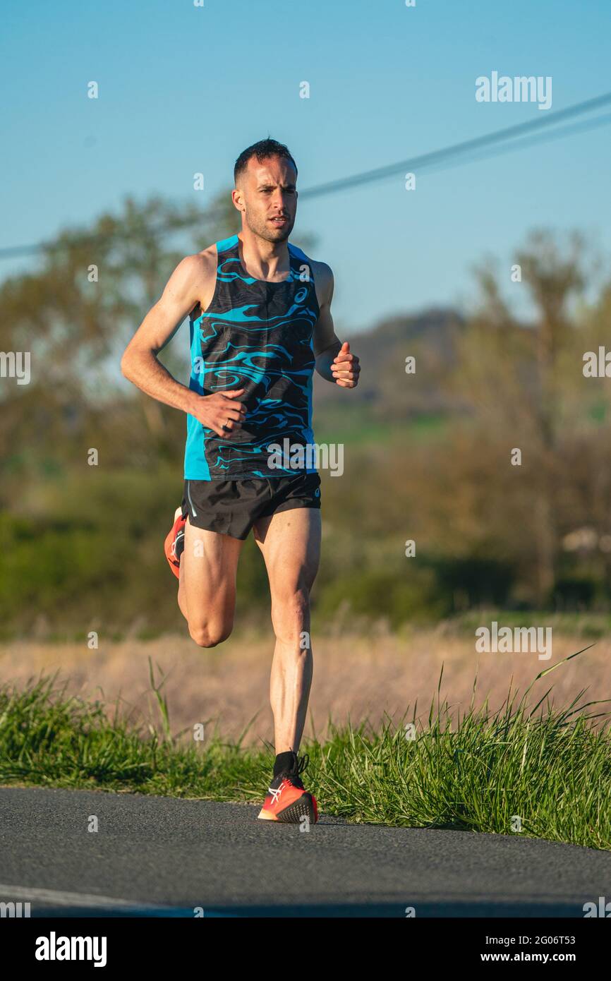 Runner running through his city, healthy and healthy lifestyle Stock ...