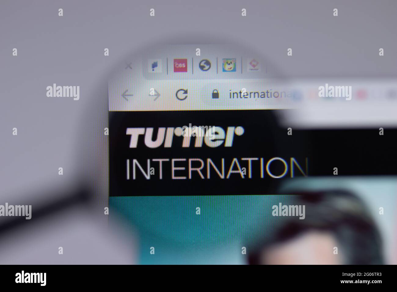 Page turner hi-res stock photography and images - Alamy