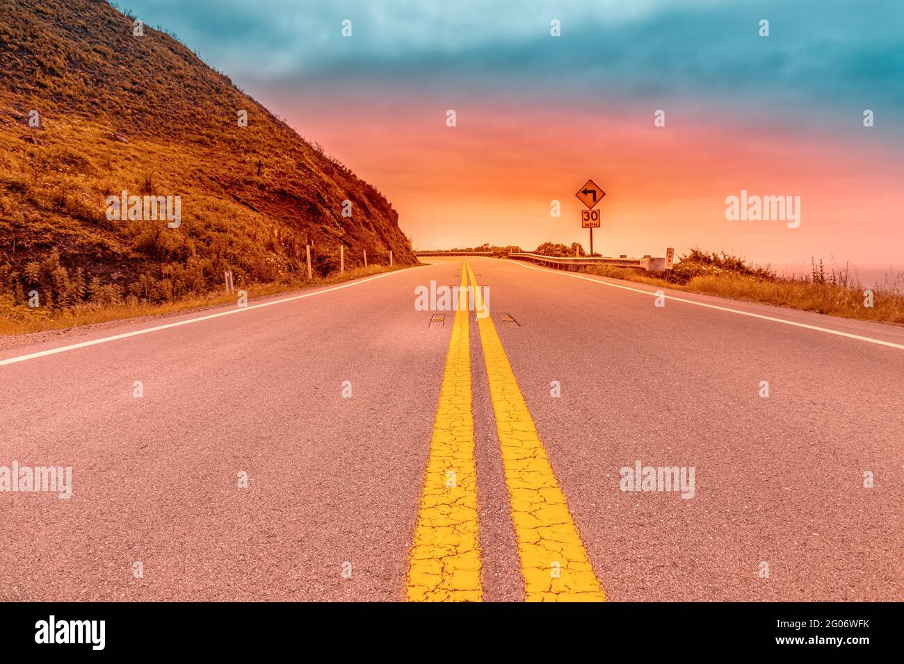 Empty Pacific Highway 1 in California on a spring day Stock Photo - Alamy