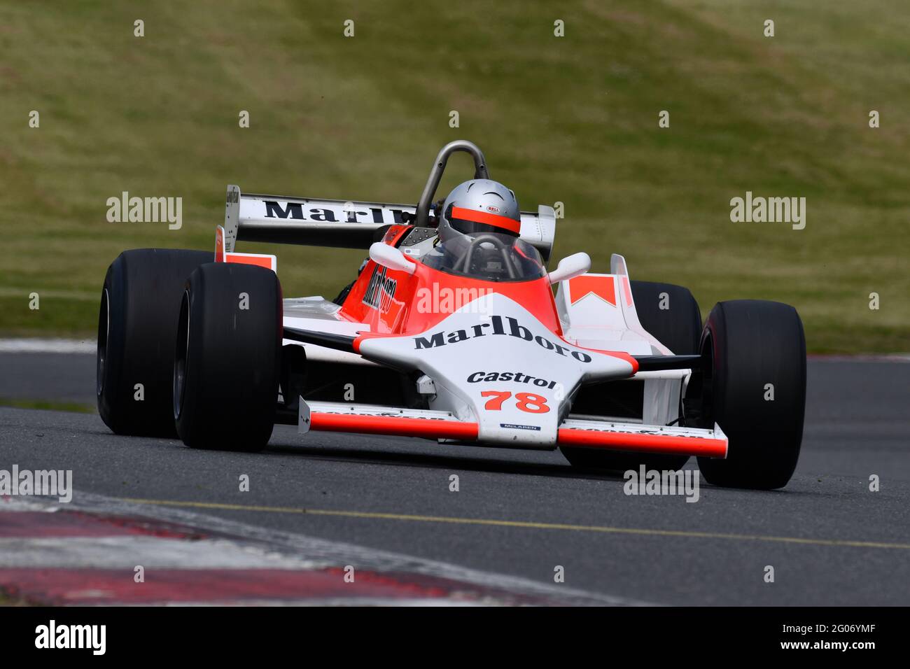 Warren Briggs, McLaren M29, Masters Historic Formula One, Masters ...