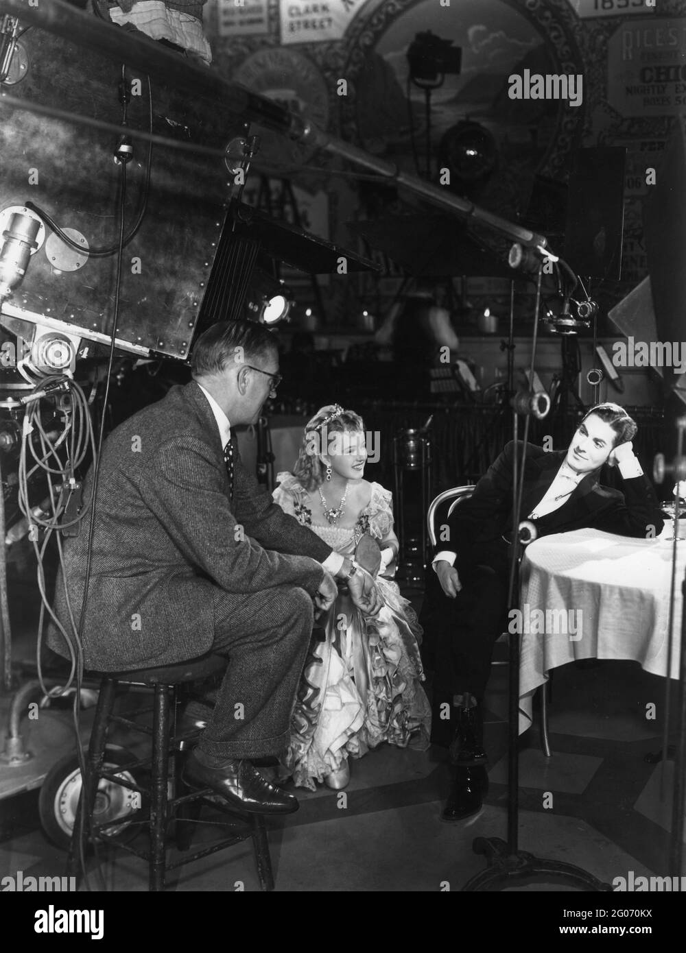 Director HENRY KING PHYLISS BROOKS and TYRONE POWER on set candid ...