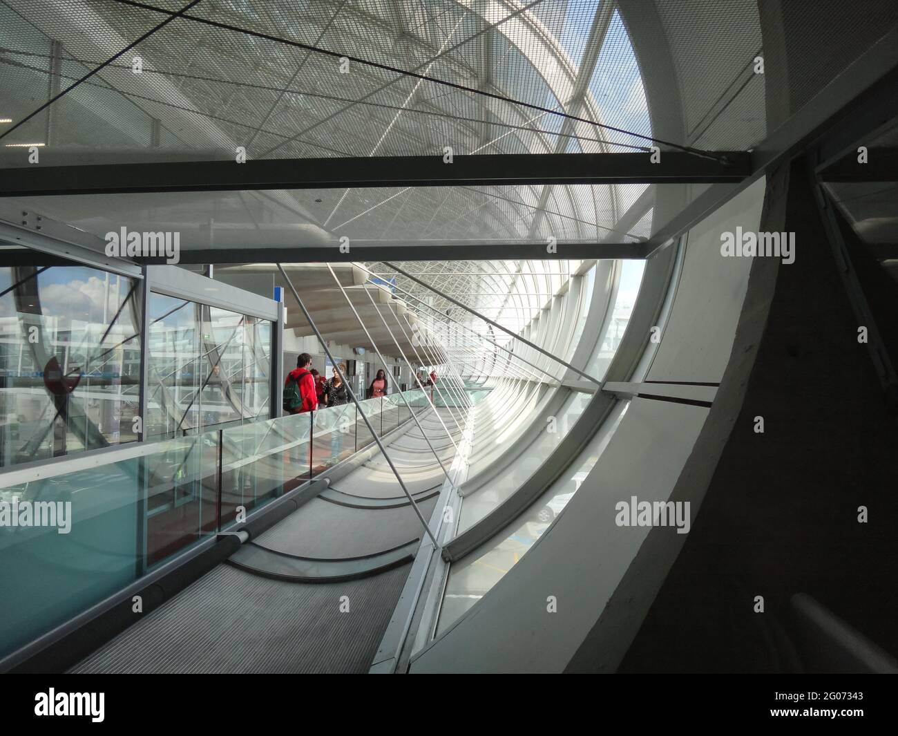 Airport hallway france hi-res stock photography and images - Alamy