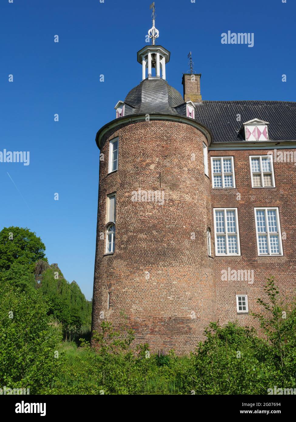the castle of ringenberg Stock Photo - Alamy