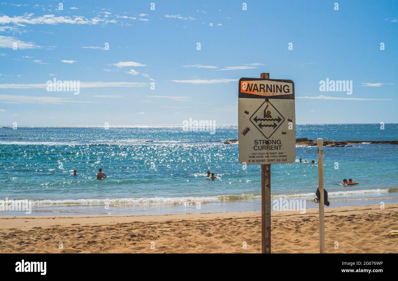 Strong currents warning sign at tropical beach Hawaii rip tides Stock ...