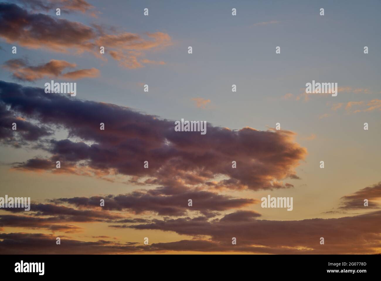 Sunset bright orange colors hi-res stock photography and images - Alamy