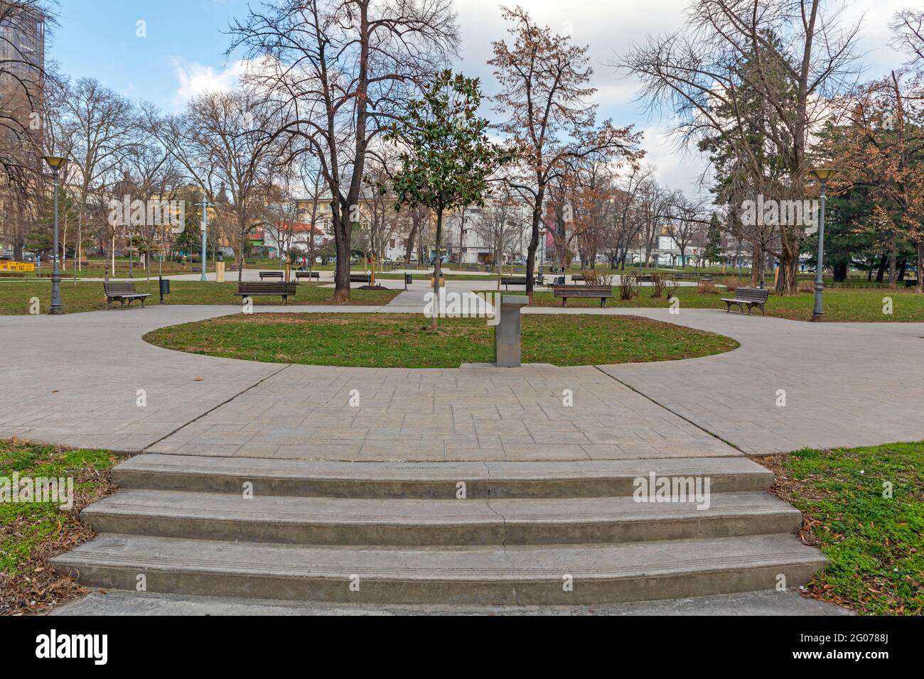 Belgrade serbia benches hi-res stock photography and images - Alamy