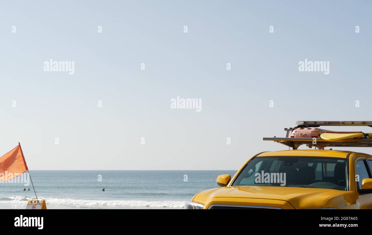 Lifeguard car santa monica hi-res stock photography and images - Alamy