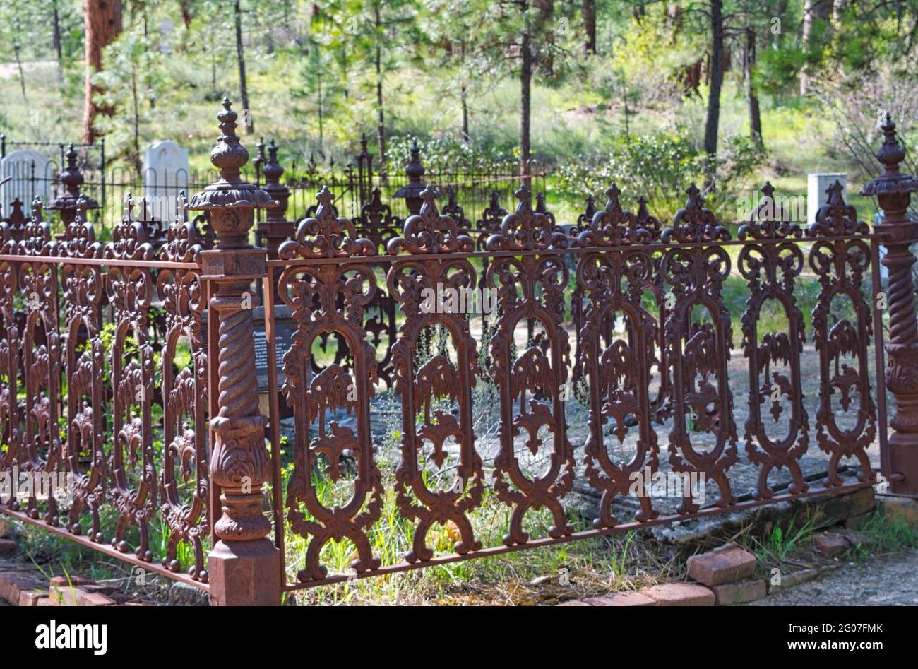 Gothic iron hi-res stock photography and images - Alamy