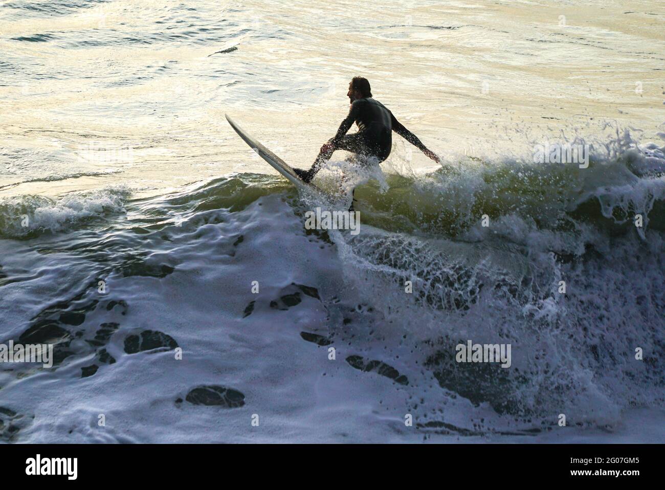 Hard waves hi-res stock photography and images - Alamy