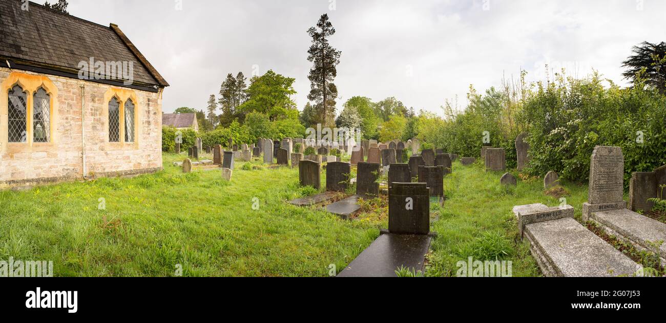 The Jewish Cemetery and former mortuary chapel in Southampton Old ...