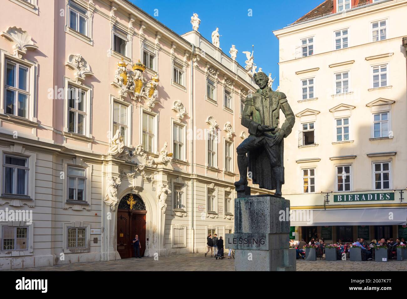 Vienna supreme court hi-res stock photography and images - Alamy