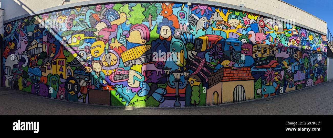 Telling a story through art hi-res stock photography and images - Alamy