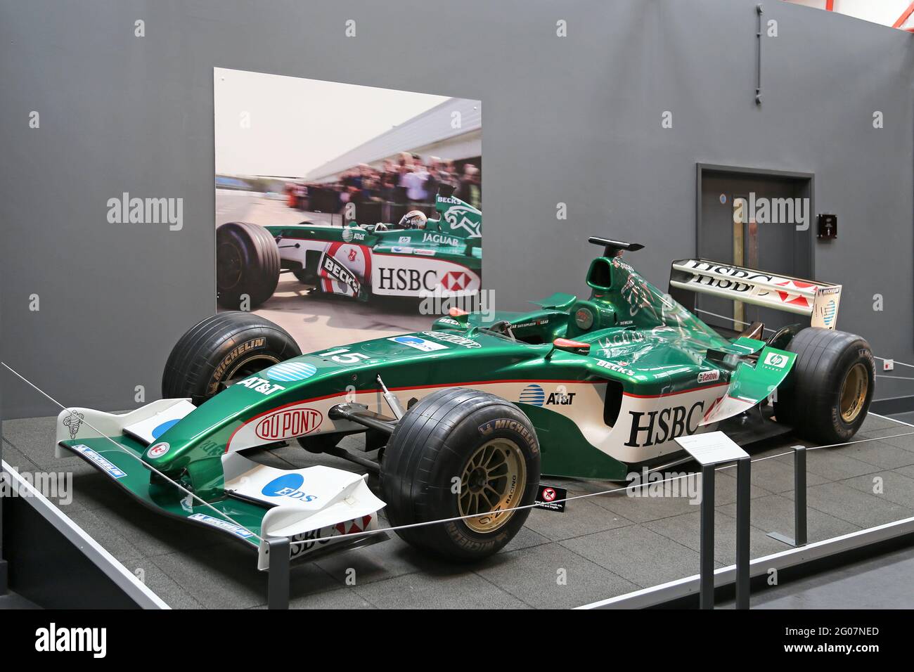 Jaguar f1 car hi-res stock photography and images - Alamy
