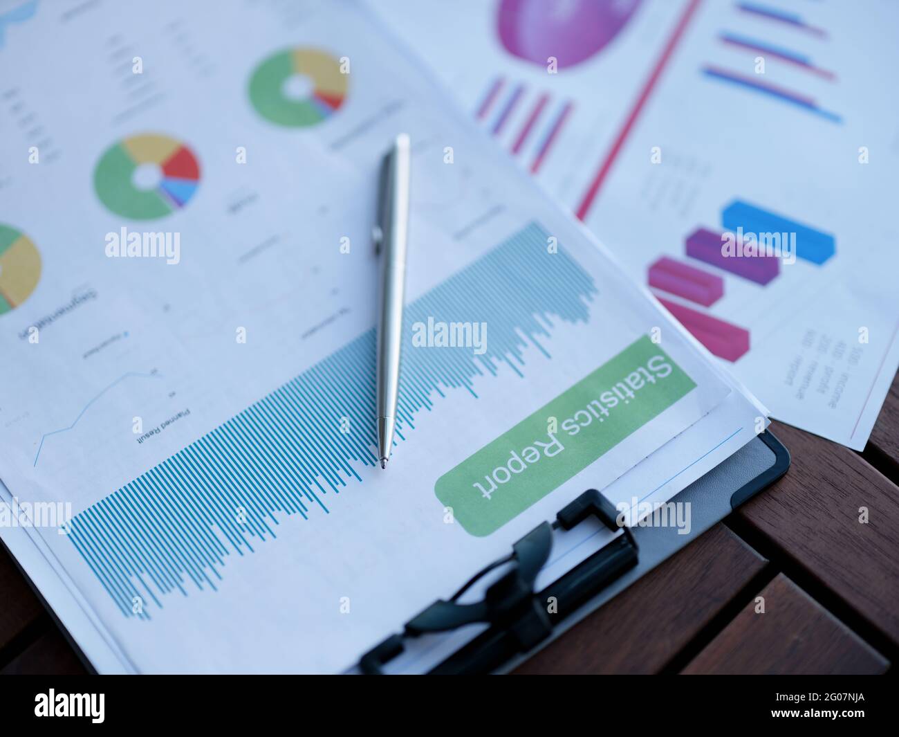 Market research clipboard hi-res stock photography and images - Alamy